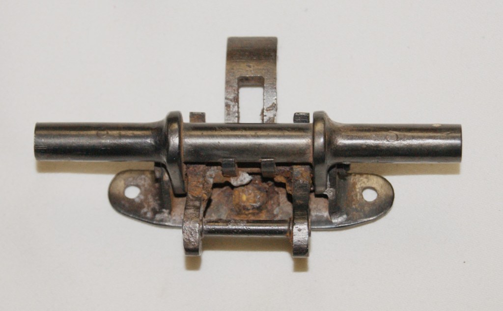 WW2 Aircraft parts – Stephen Taylor, WW2 Relic Hunter
