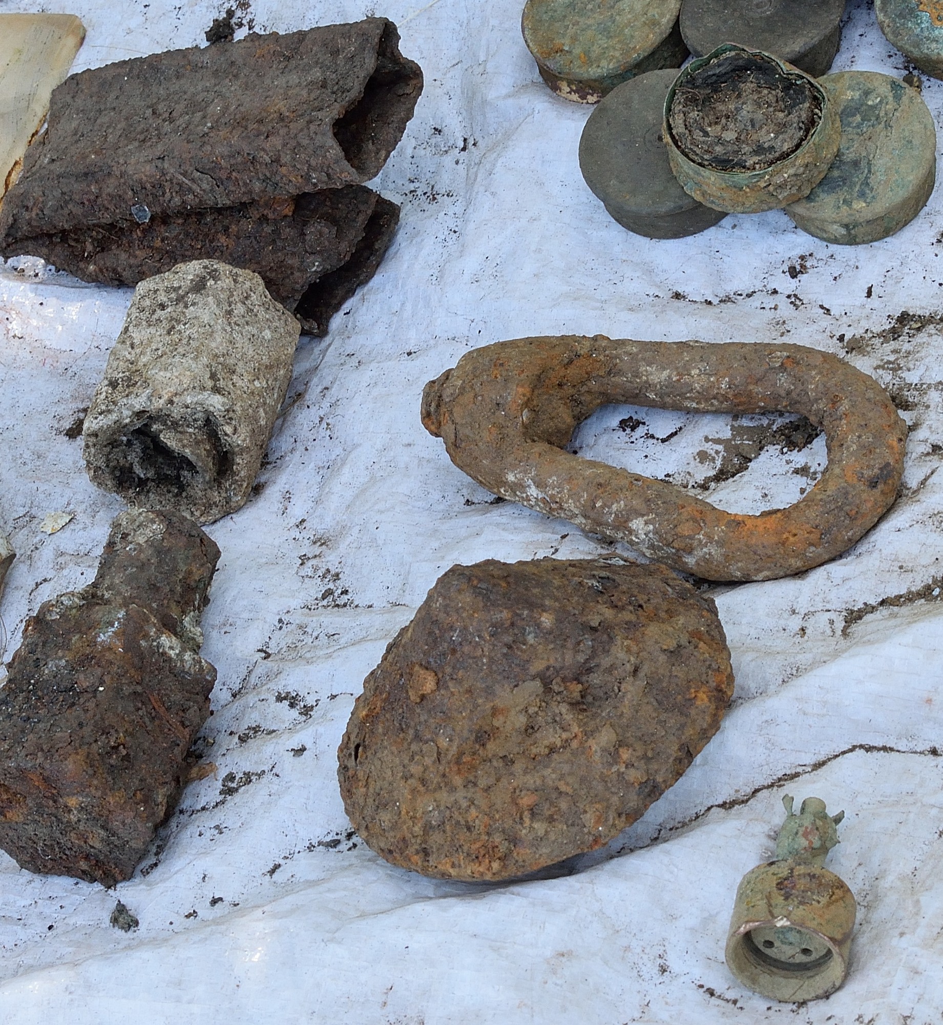 Bomb pistols, Detonators & Bombs – WW2 Instructional Film – Stephen ...