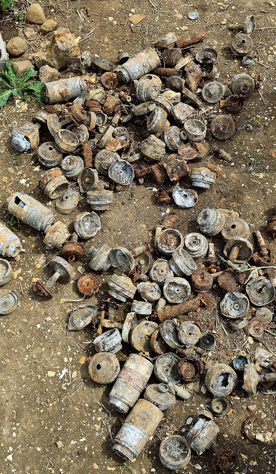 WW2 Landmines, Fuzes & Time Pencils – US, UK, German, Italian and ...